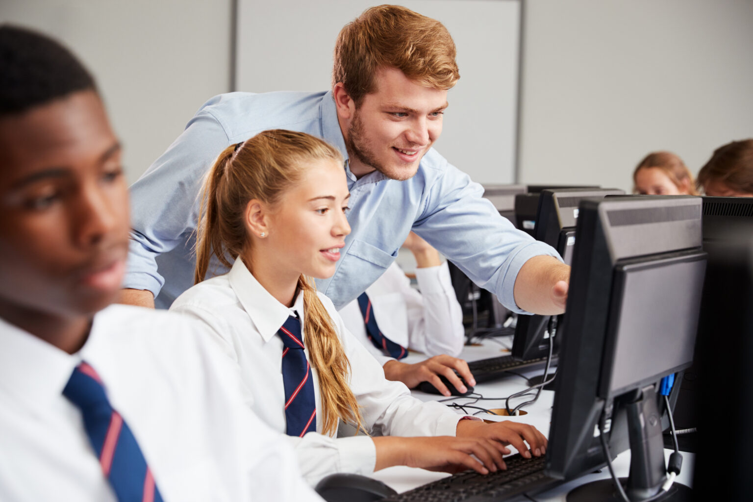 Aaron Group – Multi discipline specialist services company