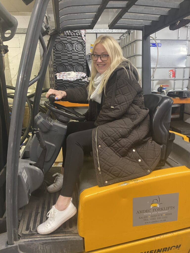 Aaron Group team members complete forklift training – Aaron Group